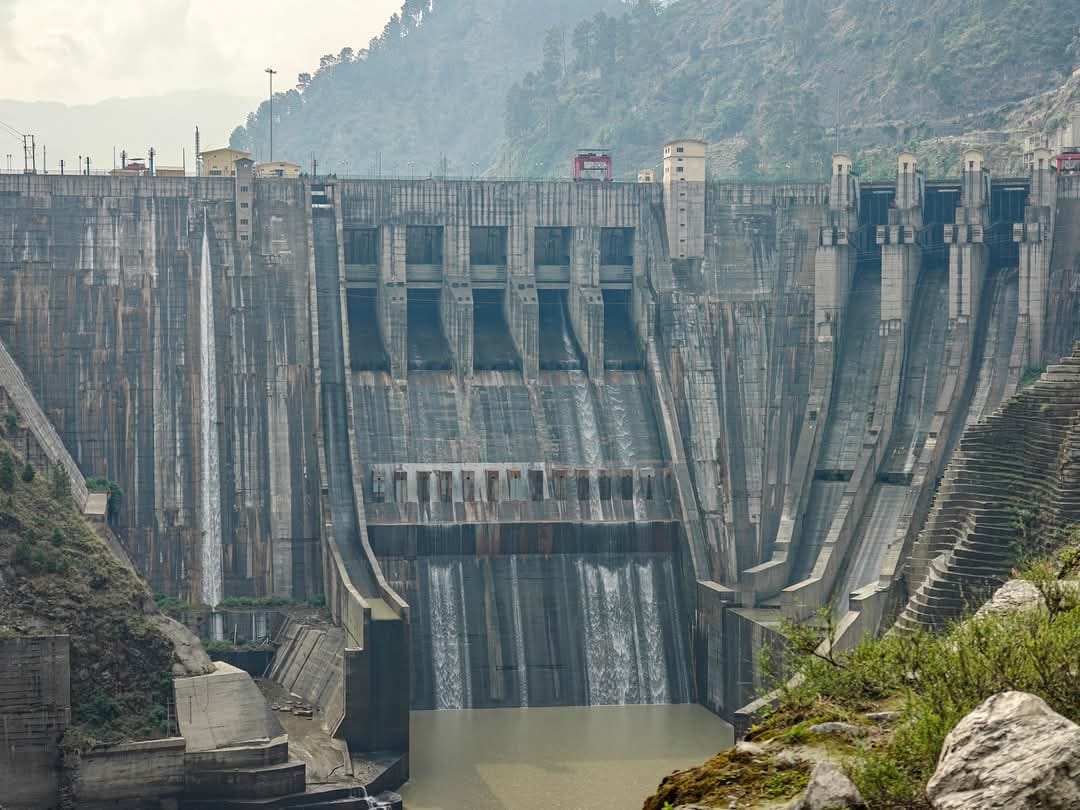 Gates of Baglihar Hydroelectric Power Project Dam remain closed ...